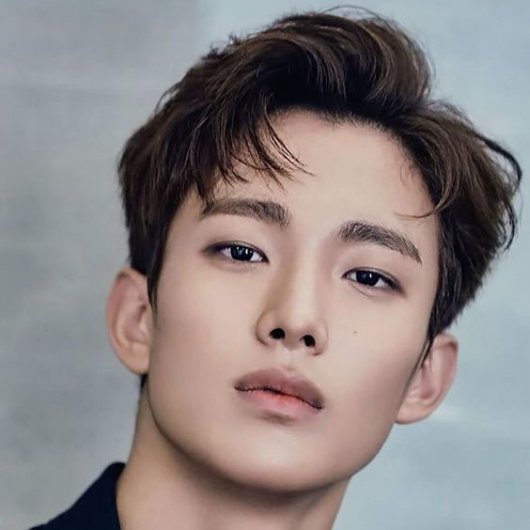 Asian Men Hairstyles: 28 Popular Haircut Ideas for 2021