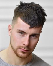 25+ Stylish Angular Fringe Haircuts for Men in 2024